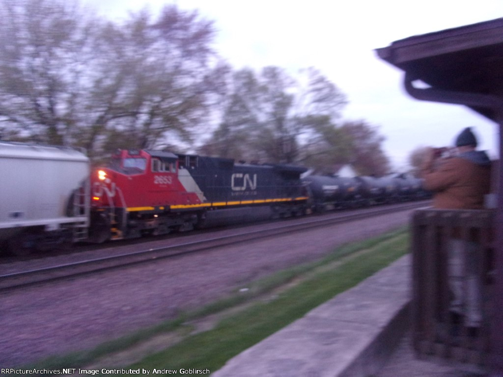 CN 2653